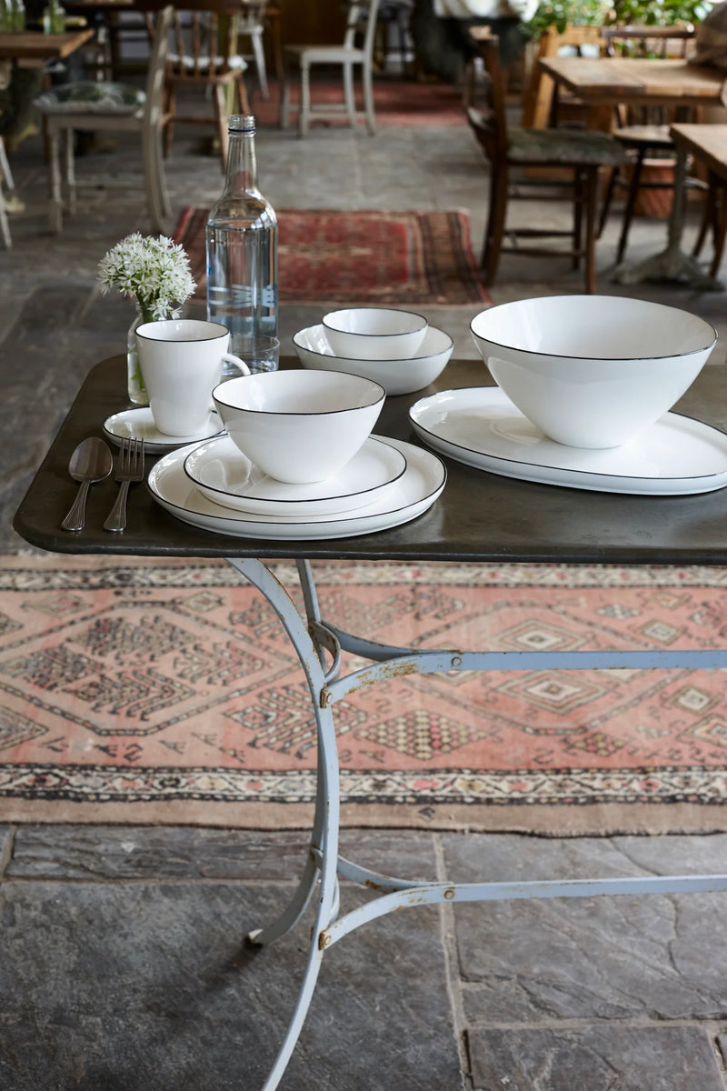 Abbesses Porcelain Small Serving Platter – Maker & Moss