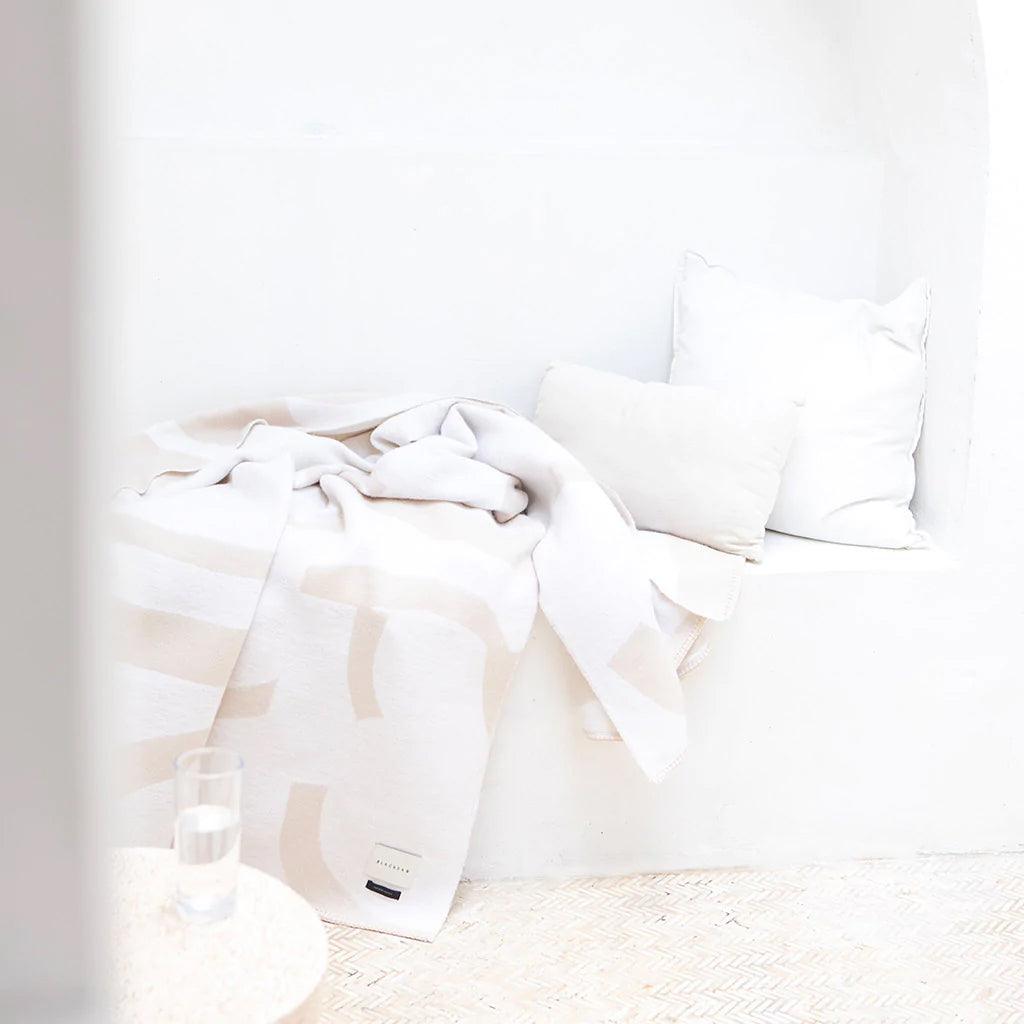 Visions Reversible Throw - Optic/Plaster – Maker & Moss